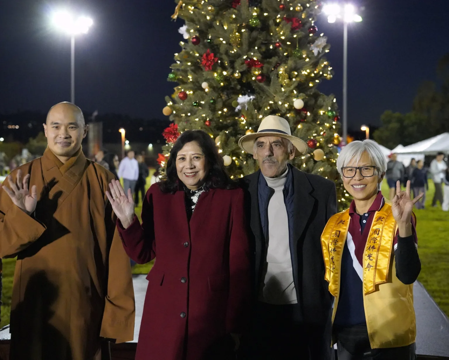 Buddha’s Light Blossoms on an Icy Winter Night:Hsi Lai Temple Brings ...